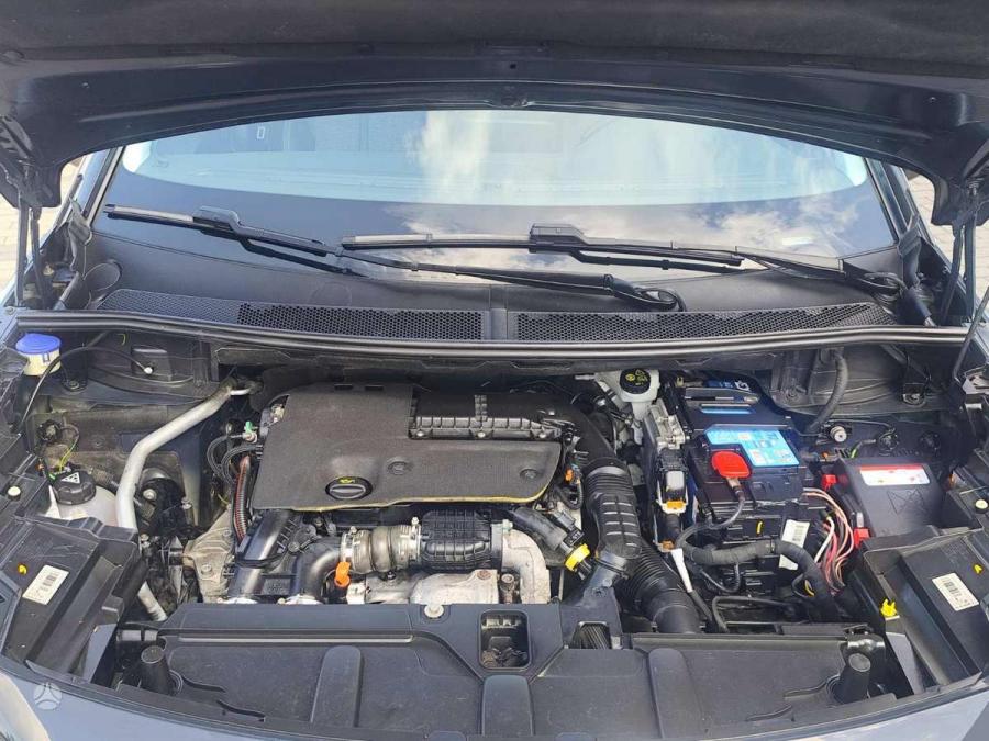 Peugeot 3008 2018 in Siauliai, with an engine capacity of 1.60 L and mileage of 140 thousand km for 12700 €, photo 13 on AUTOMOTO.COM.LV