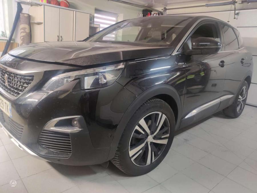 Peugeot 3008 2019 in Siauliai, with an engine capacity of 1.50 L and mileage of 227 thousand km for 12900 €, photo 1 on AUTOMOTO.COM.LV