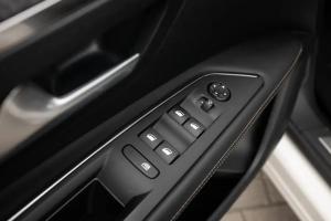 Peugeot 3008 2019 Jelgava, ar dzinēja tilpumu 1.20 L un nobraukumu 174 tūkst. km par 10990 €, foto 14 vietnē AUTOMOTO.COM.LV
