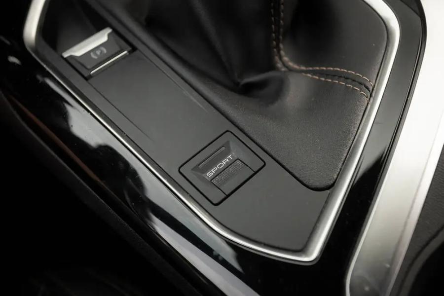Peugeot 3008 2019 Jelgava, ar dzinēja tilpumu 1.20 L un nobraukumu 174 tūkst. km par 10990 €, foto 35 vietnē AUTOMOTO.COM.LV