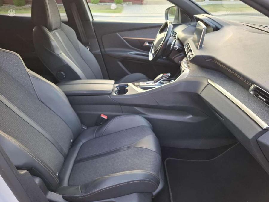 Peugeot 3008 2019 in Taurage, with an engine capacity of 1.50 L and mileage of 258 thousand km for 11800 €, photo 13 on AUTOMOTO.COM.LV