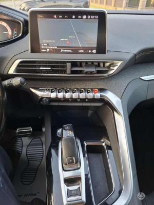 Peugeot 3008 2019 in Taurage, with an engine capacity of 1.50 L and mileage of 258 thousand km for 11800 €, photo 15 on AUTOMOTO.COM.LV