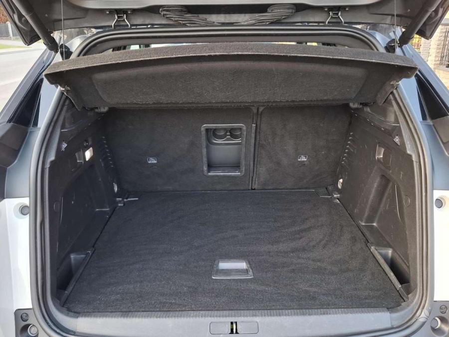 Peugeot 3008 2019 in Taurage, with an engine capacity of 1.50 L and mileage of 258 thousand km for 11800 €, photo 19 on AUTOMOTO.COM.LV