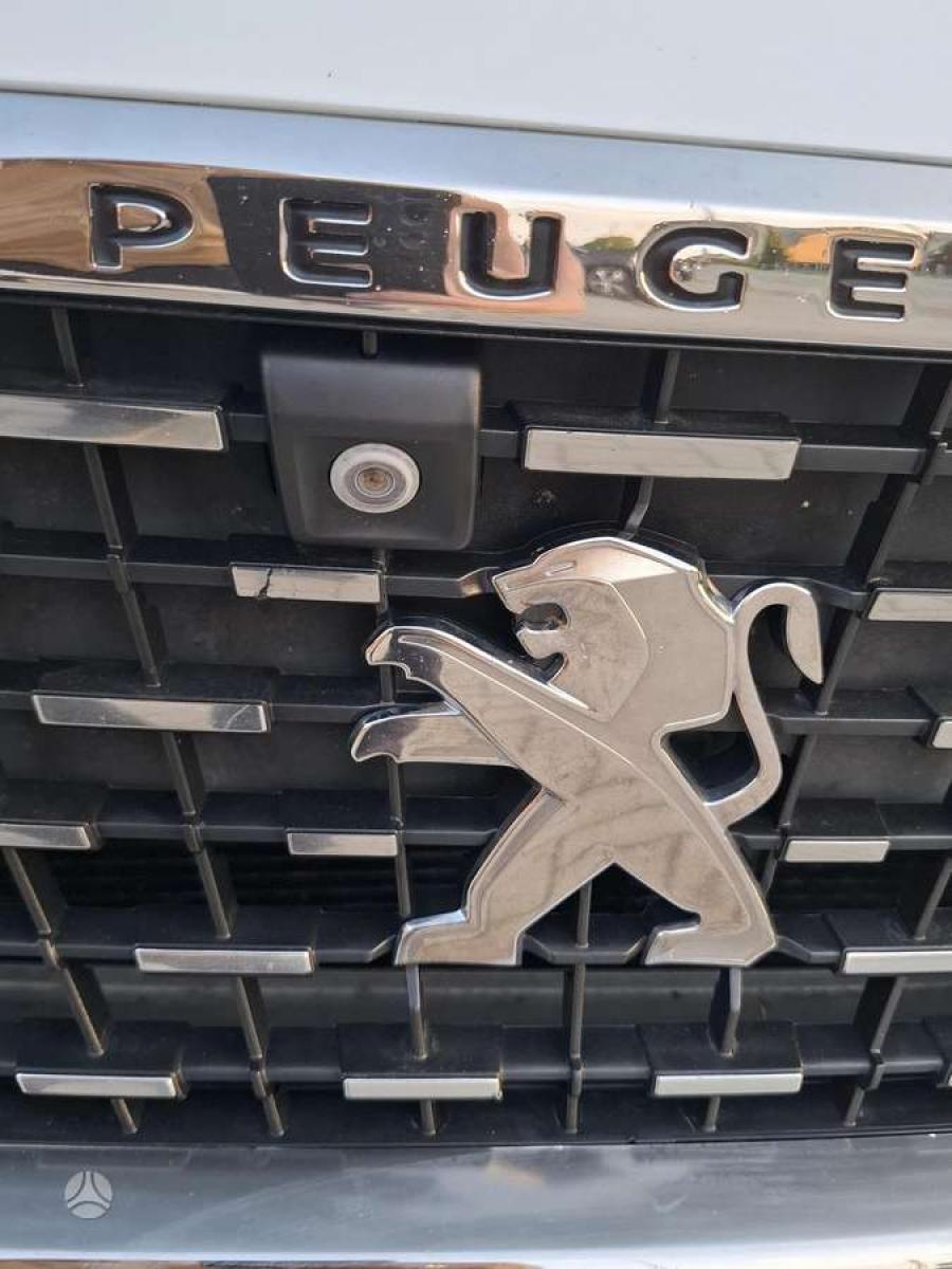 Peugeot 3008 2019 in Taurage, with an engine capacity of 1.50 L and mileage of 258 thousand km for 11800 €, photo 22 on AUTOMOTO.COM.LV