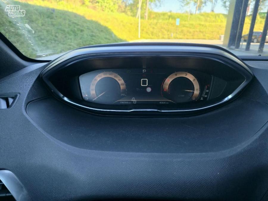 Peugeot 3008 2020 in Vilnius, with an engine capacity of 1.50 L and mileage of 196 thousand km for 12700 €, photo 32 on AUTOMOTO.COM.LV