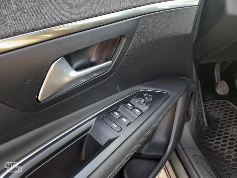 Peugeot 3008 2020 Mažeikiai, ar dzinēja tilpumu 1.20 L un nobraukumu 99 tūkst. km par 11950 €, foto 13 vietnē AUTOMOTO.COM.LV