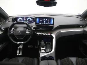 Peugeot 3008 2022 in Vilnius, with an engine capacity of 1.60 L and mileage of 154 thousand km for 19399 €, photo 3 on AUTOMOTO.COM.LV