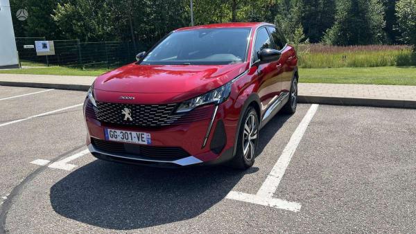Peugeot 3008 2022 in Vilnius, with an engine capacity of 1.60 L and mileage of 125 thousand km for 17900 €, photo 1 on AUTOMOTO.COM.LV