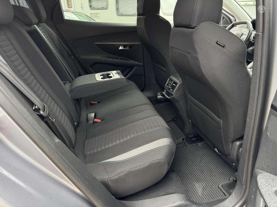 Peugeot 3008 2022 in Kaunas, with an engine capacity of 1.50 L and mileage of 170 thousand km for 14944 €, photo 16 on AUTOMOTO.COM.LV