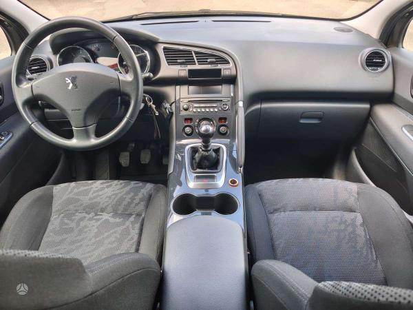Green Peugeot 3008 2010 in Siauliai, with an engine capacity of 1.60 L and mileage of 254 thousand km for 2900 €, photo 9 on AUTOMOTO.COM.LV