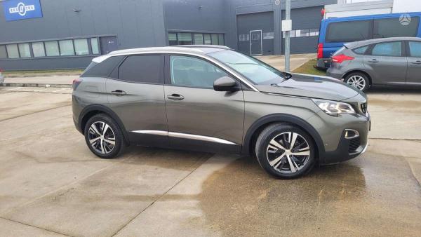 Green Peugeot 3008 2016 in Siauliai, with an engine capacity of 1.56 L and mileage of 207 thousand km for 12200 €, photo 3 on AUTOMOTO.COM.LV