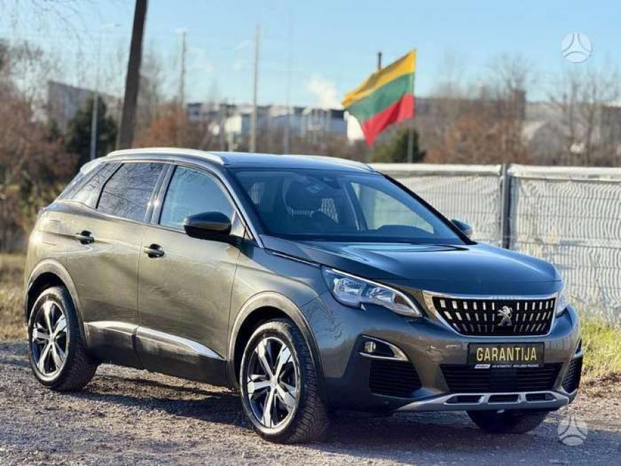 Green Peugeot 3008 2017 in Siauliai, with an engine capacity of 1.20 L and mileage of 135 thousand km for 11950 €, photo 18 on AUTOMOTO.COM.LV
