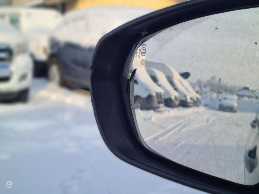 Зеленый Пежо 3008 2017 в Таураге, объемом двигателя 1.20 л и пробегом 70 тыс. км за 8600 €, фото 15 на AUTOMOTO.COM.LV