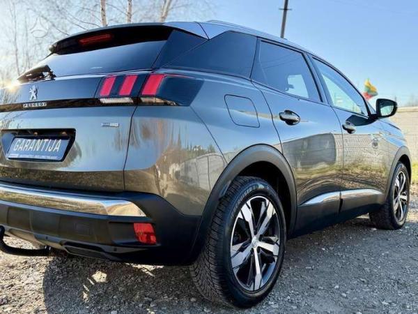 Zaļš Peugeot 3008 2017 Šauļi, ar dzinēja tilpumu 1.20 L un nobraukumu 135 tūkst. km par 11950 €, foto 6 vietnē AUTOMOTO.COM.LV