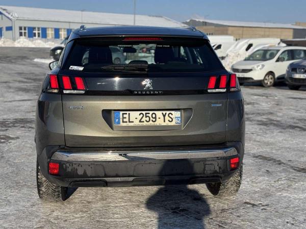 Zaļš Peugeot 3008 2017 Tauragė, ar dzinēja tilpumu 1.20 L un nobraukumu 143 tūkst. km par 8200 €, foto 6 vietnē AUTOMOTO.COM.LV