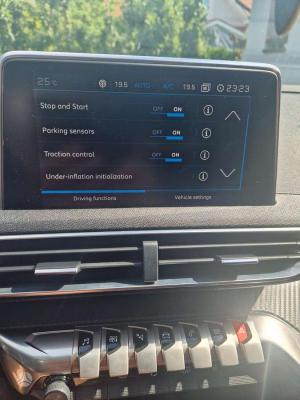 Green Peugeot 3008 2017 in Klaipeda, with an engine capacity of 1.56 L and mileage of 275 thousand km for 9600 €, photo  on AUTOMOTO.COM.LV