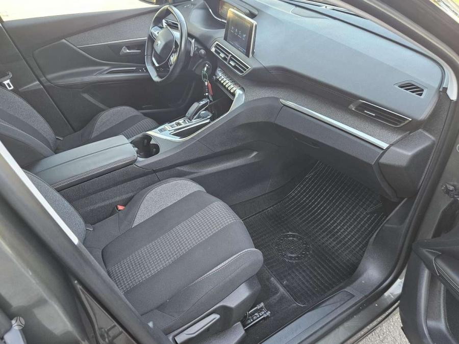 Zaļš Peugeot 3008 2017 Šauļi, ar dzinēja tilpumu 1.20 L un nobraukumu 226 tūkst. km par 10450 €, foto 19 vietnē AUTOMOTO.COM.LV