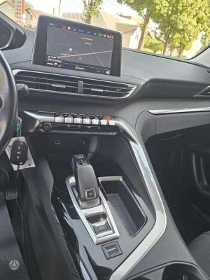 Zaļš Peugeot 3008 2017 Šauļi, ar dzinēja tilpumu 1.20 L un nobraukumu 226 tūkst. km par 10450 €, foto 23 vietnē AUTOMOTO.COM.LV