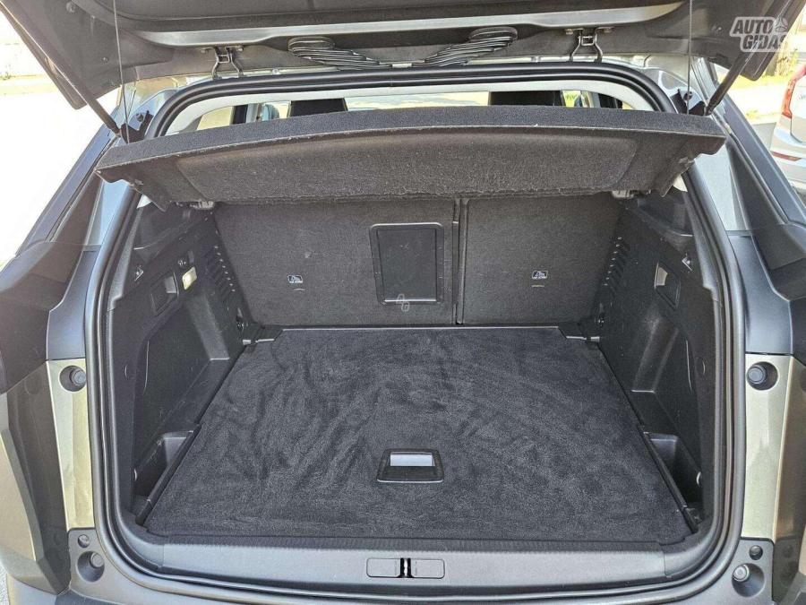 Zaļš Peugeot 3008 2017 Šauļi, ar dzinēja tilpumu 1.20 L un nobraukumu 226 tūkst. km par 10450 €, foto 13 vietnē AUTOMOTO.COM.LV