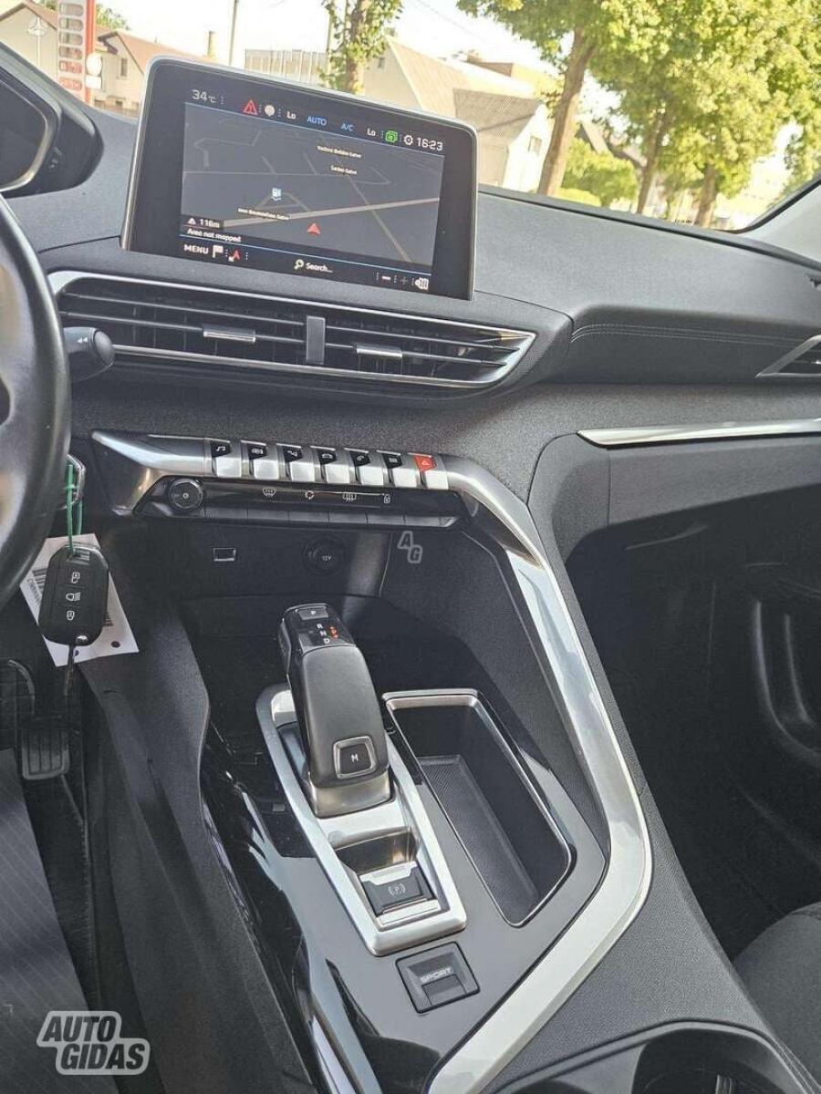 Green Peugeot 3008 2017 in Siauliai, with an engine capacity of 1.20 L and mileage of 226 thousand km for 10450 €, photo 21 on AUTOMOTO.COM.LV