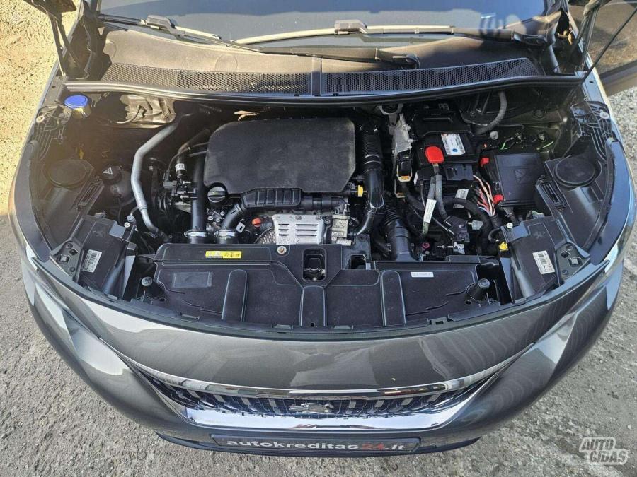 Green Peugeot 3008 2017 in Siauliai, with an engine capacity of 1.20 L and mileage of 226 thousand km for 10450 €, photo 27 on AUTOMOTO.COM.LV