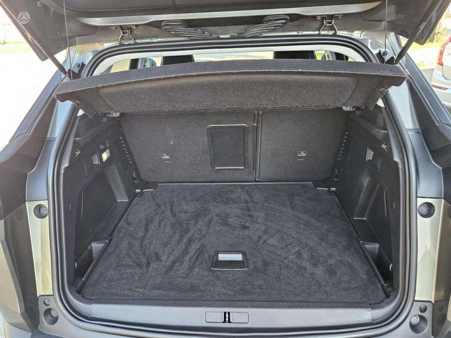 Zaļš Peugeot 3008 2017 Šauļi, ar dzinēja tilpumu 1.20 L un nobraukumu 226 tūkst. km par 10450 €, foto 13 vietnē AUTOMOTO.COM.LV