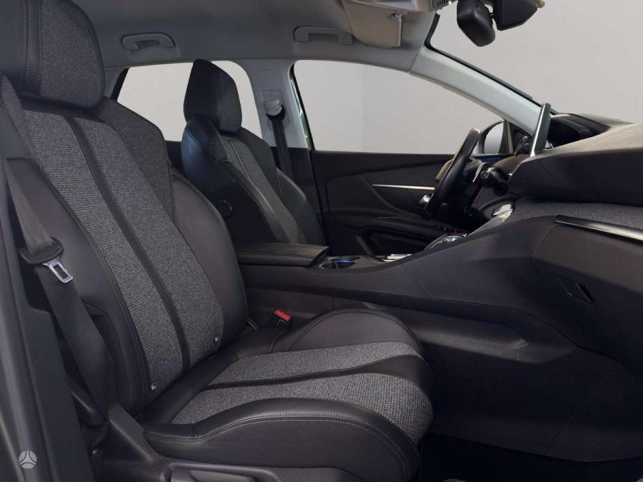 Зеленый Пежо 3008 2018 в Каунас, объемом двигателя 1.20 л и пробегом 120 тыс. км за 12799 €, фото 9 на AUTOMOTO.COM.LV
