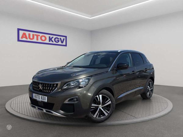 Green Peugeot 3008 2018 in Kaunas, with an engine capacity of 1.20 L and mileage of 120 thousand km for 11799 €, photo 1 on AUTOMOTO.COM.LV