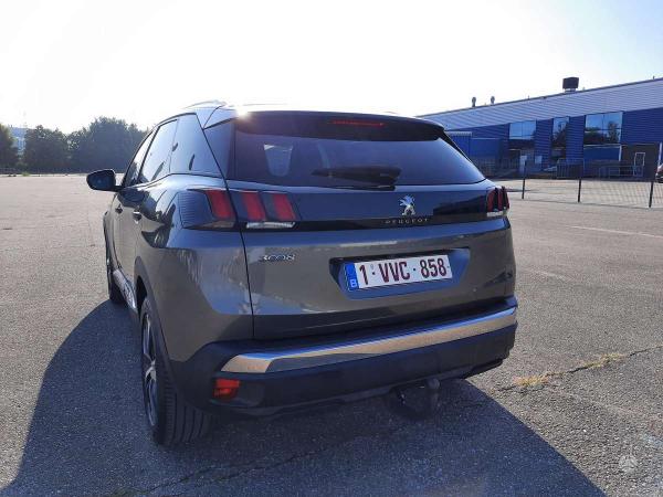 Peugeot 3008 2018 in Kaunas on AUTOMOTO.COM.LV Green Peugeot 3008 2018 in Kaunas, with an engine capacity of 1.50 L and mileage of 154 thousand km for 9995 €, photo 11 on AUTOMOTO.COM.LV
