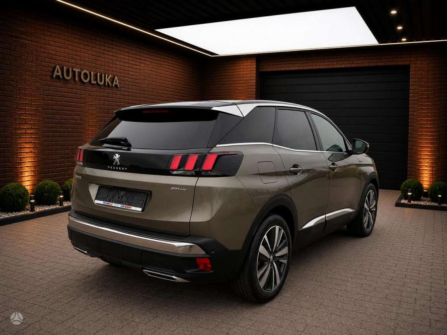 Green Peugeot 3008 2018 in Marijampole, with an engine capacity of 1.50 L and mileage of 181 thousand km for 15367 €, photo 5 on AUTOMOTO.COM.LV