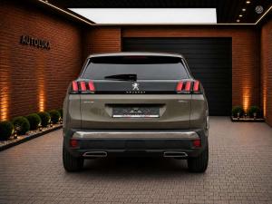 Green Peugeot 3008 2018 in Marijampole, with an engine capacity of 1.50 L and mileage of 181 thousand km for 15367 €, photo 8 on AUTOMOTO.COM.LV