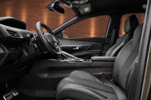 Green Peugeot 3008 2018 in Marijampole, with an engine capacity of 1.50 L and mileage of 181 thousand km for 15367 €, photo 11 on AUTOMOTO.COM.LV