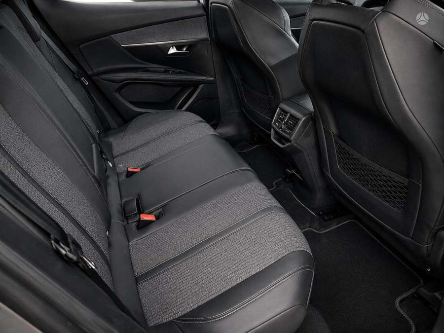Green Peugeot 3008 2018 in Marijampole, with an engine capacity of 1.50 L and mileage of 181 thousand km for 15367 €, photo 22 on AUTOMOTO.COM.LV
