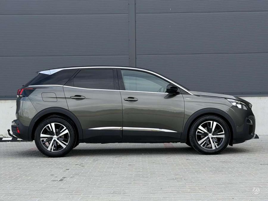 Green Peugeot 3008 2018 in Siauliai, with an engine capacity of 1.60 L and mileage of 181 thousand km for 12590 €, photo 5 on AUTOMOTO.COM.LV