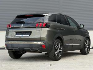 Green Peugeot 3008 2018 in Siauliai, with an engine capacity of 1.60 L and mileage of 181 thousand km for 12590 €, photo 6 on AUTOMOTO.COM.LV