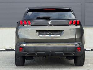 Green Peugeot 3008 2018 in Siauliai, with an engine capacity of 1.60 L and mileage of 181 thousand km for 12590 €, photo 7 on AUTOMOTO.COM.LV