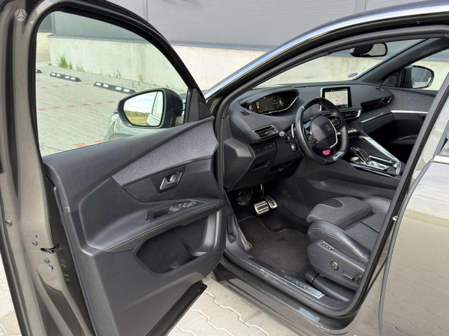Green Peugeot 3008 2018 in Siauliai, with an engine capacity of 1.60 L and mileage of 181 thousand km for 12590 €, photo 12 on AUTOMOTO.COM.LV