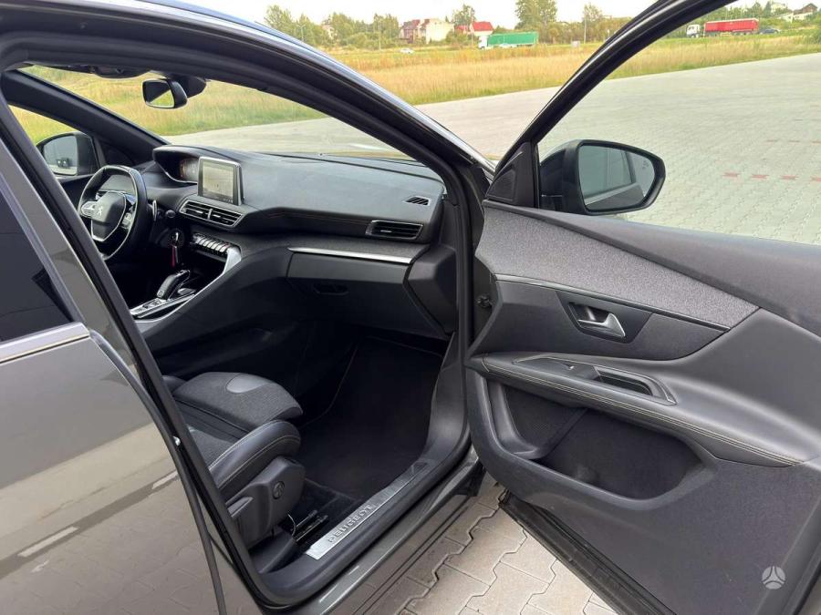 Green Peugeot 3008 2018 in Siauliai, with an engine capacity of 1.60 L and mileage of 181 thousand km for 12590 €, photo 23 on AUTOMOTO.COM.LV