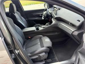 Green Peugeot 3008 2018 in Siauliai, with an engine capacity of 1.60 L and mileage of 181 thousand km for 12590 €, photo 24 on AUTOMOTO.COM.LV