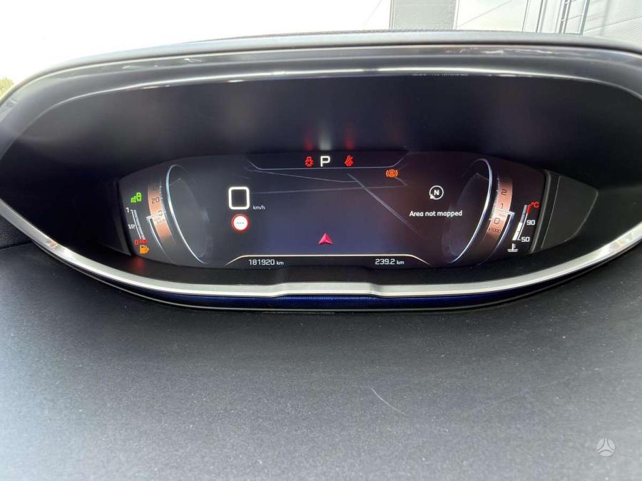 Green Peugeot 3008 2018 in Siauliai, with an engine capacity of 1.60 L and mileage of 181 thousand km for 12590 €, photo 32 on AUTOMOTO.COM.LV