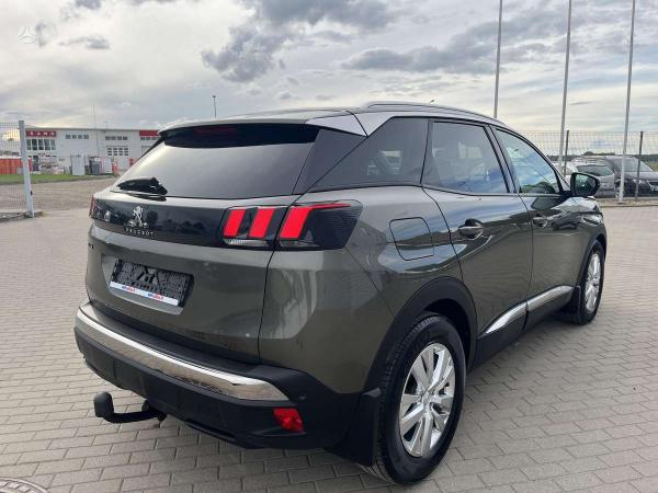 Green Peugeot 3008 2018 in Marijampole, with an engine capacity of 1.56 L and mileage of 229 thousand km for 9900 €, photo 6 on AUTOMOTO.COM.LV