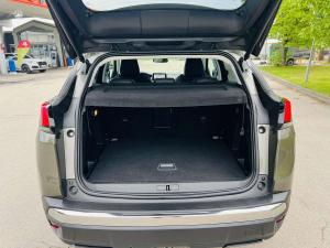 Zaļš Peugeot 3008 2019 Kauņa, ar dzinēja tilpumu 1.50 L un nobraukumu 198 tūkst. km par 12800 €, foto 17 vietnē AUTOMOTO.COM.LV