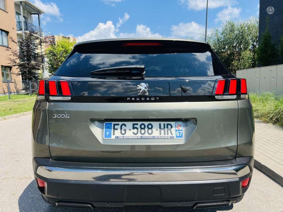 Green Peugeot 3008 2020 in Kaunas, with an engine capacity of 1.50 L and mileage of 170 thousand km for 11750 €, photo 12 on AUTOMOTO.COM.LV