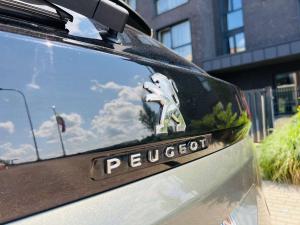 Green Peugeot 3008 2020 in Kaunas, with an engine capacity of 1.50 L and mileage of 170 thousand km for 11750 €, photo 14 on AUTOMOTO.COM.LV