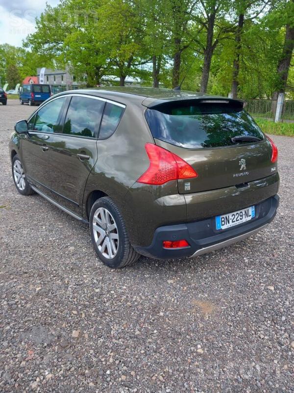 Zaļš Peugeot 3008 2011 Cēsis, ar dzinēja tilpumu 2.00 L un nobraukumu 238 tūkst. km par 3990 €, foto 5 vietnē AUTOMOTO.COM.LV