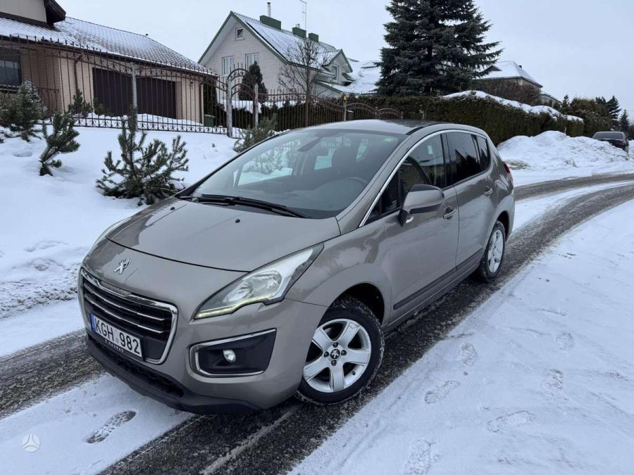 Green Peugeot 3008 2015 in Vilnius, with an engine capacity of 1.60 L and mileage of 280 thousand km for 4850 €, photo 1 on AUTOMOTO.COM.LV