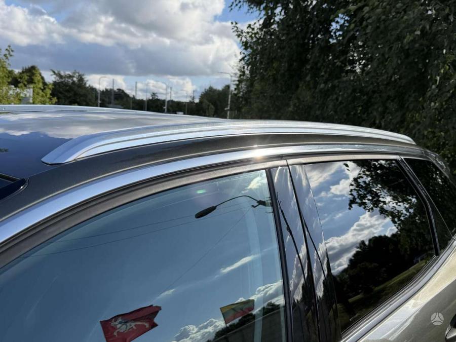 Zaļš Peugeot 3008 2017 Šauļi, ar dzinēja tilpumu 1.60 L un nobraukumu 195 tūkst. km par 13450 €, foto 24 vietnē AUTOMOTO.COM.LV