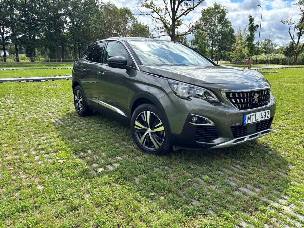 Peugeot 3008 2018 in Kaunas on AUTOMOTO.COM.LV Green Peugeot 3008 2018 in Kaunas, with an engine capacity of 1.20 L and mileage of 200 thousand km for 10950 €, photo 1 on AUTOMOTO.COM.LV