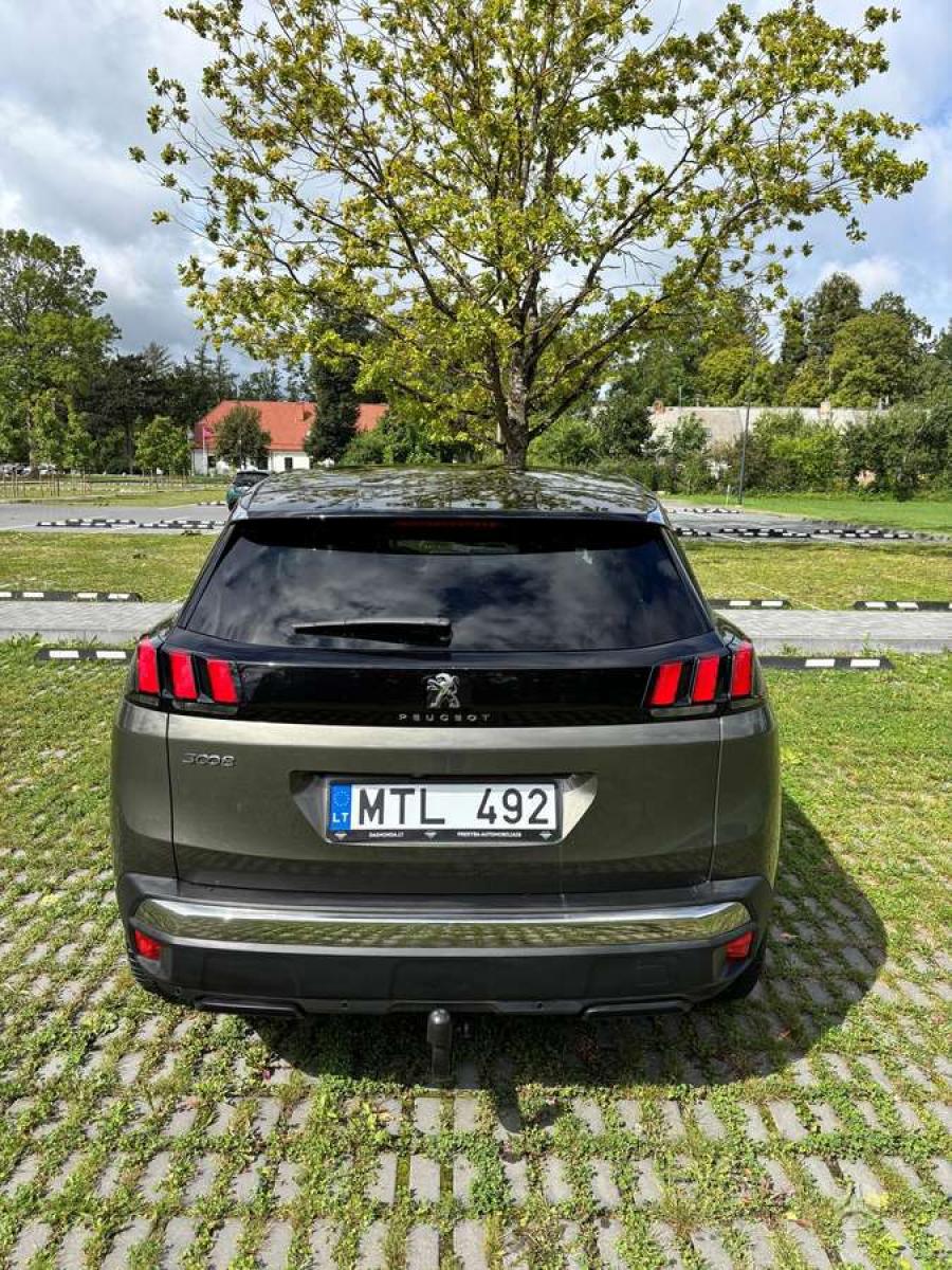 Green Peugeot 3008 2018 in Kaunas, with an engine capacity of 1.20 L and mileage of 200 thousand km for 10950 €, photo 10 on AUTOMOTO.COM.LV