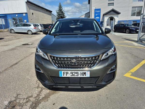 Green Peugeot 3008 2020 in Taurage, with an engine capacity of 1.50 L and mileage of 220 thousand km for 10900 €, photo 2 on AUTOMOTO.COM.LV